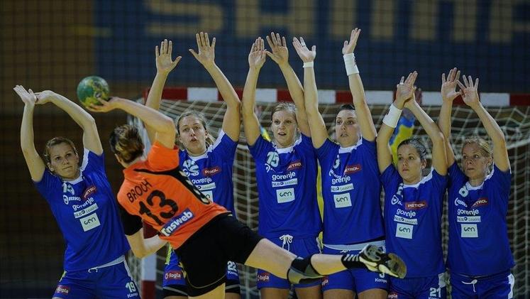 Slovenska ženska reprezentanca na svetovnih prvenstvih v zadnjem ...