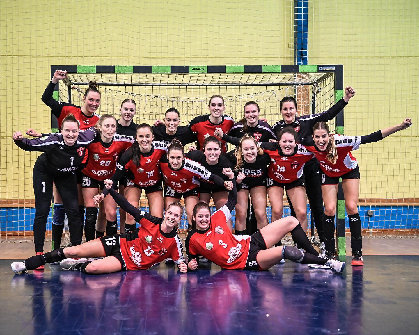 Prvi članski pogodbi - ROKOMET.net